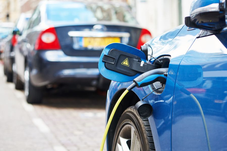 Is een plug in hybride auto een goede keuze? - Autobaak.nl